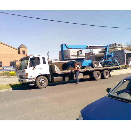 Sherritt & Sons Tilt Tray Crane Trucks & Float Hire - Freight ...