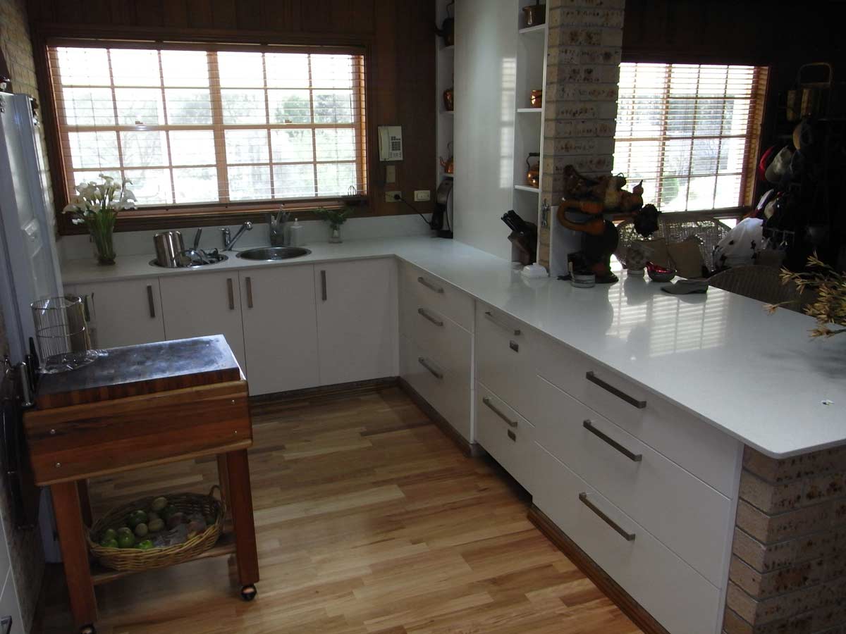 Les Martin Kitchens - Kitchen Renovations & Designs Unit 6/5 Ketch ...