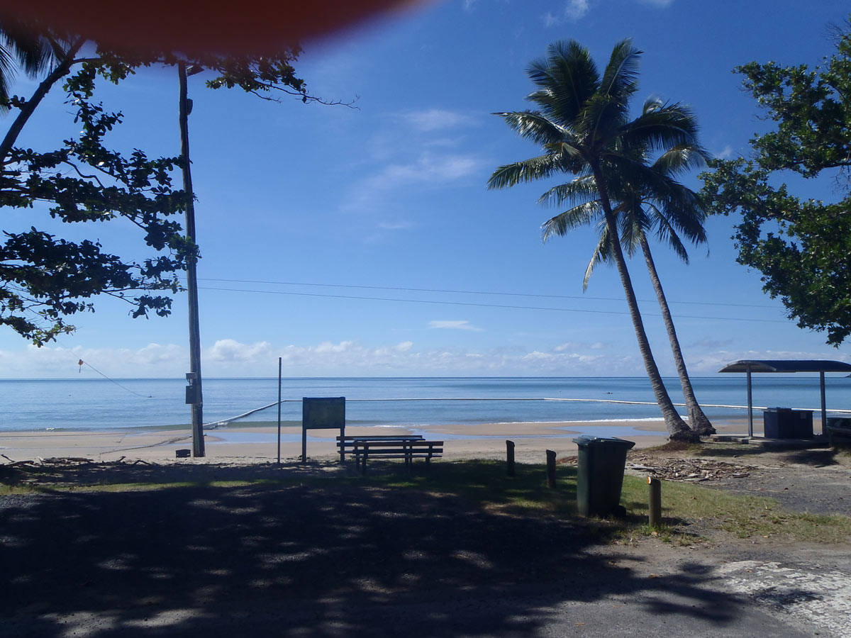 Etty Bay Caravan Park & Kiosk - Caravan Parks - The Esplanade - Etty Bay