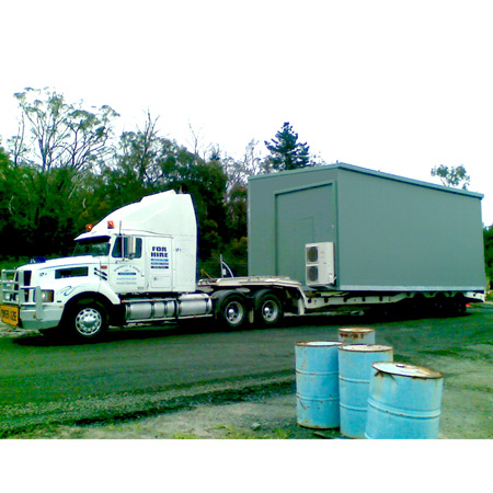 Sherritt & Sons Tilt Tray Crane Trucks & Float Hire - Freight ...