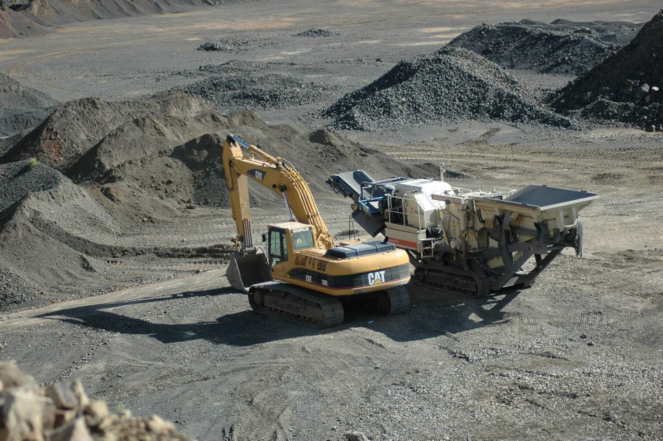 Johnstone Concrete & Quarries Pty Ltd - Sand, Soil & Gravel Supplies ...