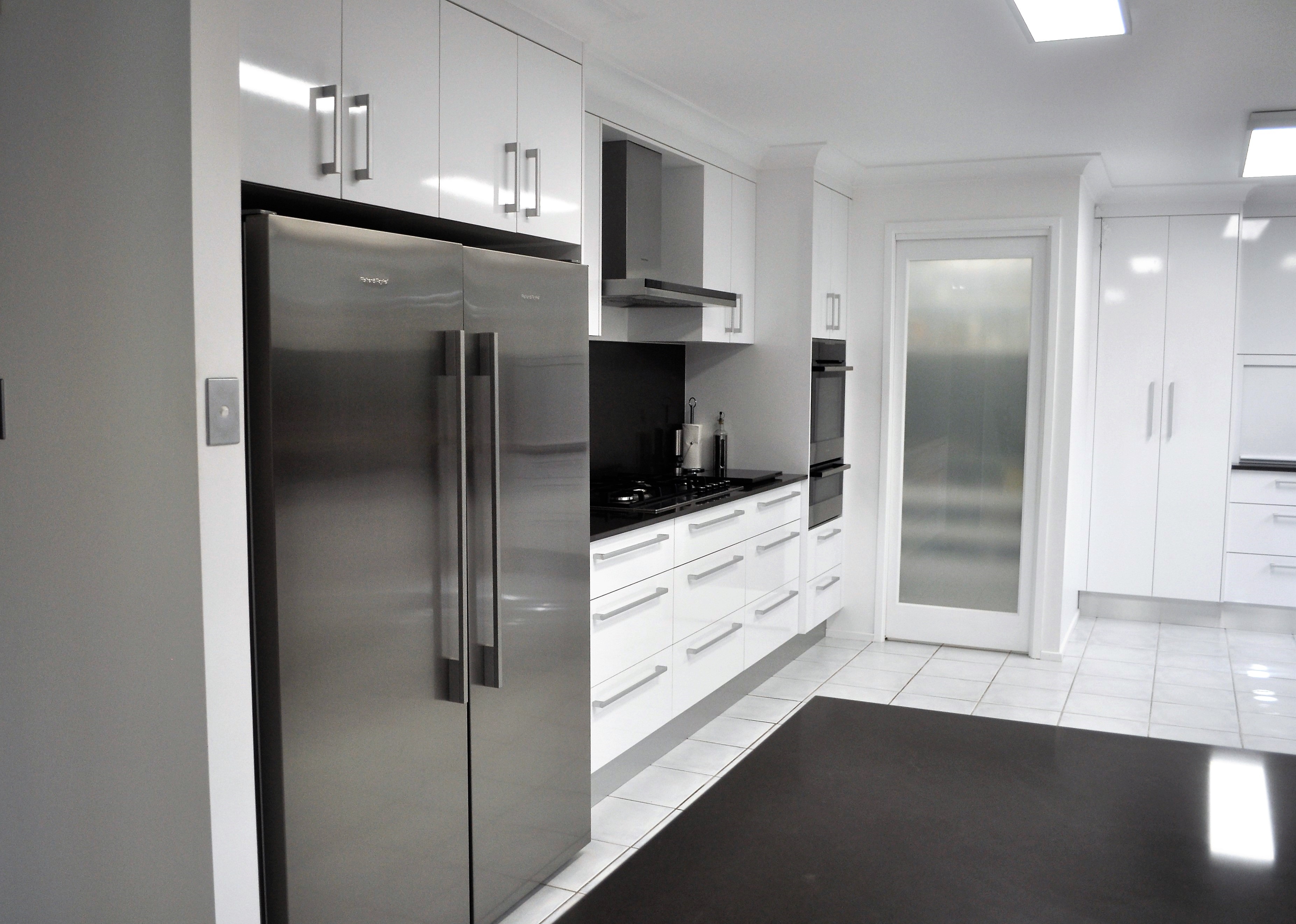 Elliott Kitchens & Joinery - Kitchen Renovations & Designs 56 Green Cl ...