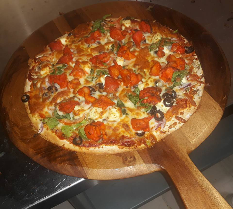 Diamond Pizza - Pizza Restaurants - Shop 4 133 Lennox St - Maryborough