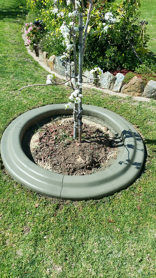 Adelaide Garden Edging - Concrete Gutters & Kerbs Clapham | Yellow Pages®