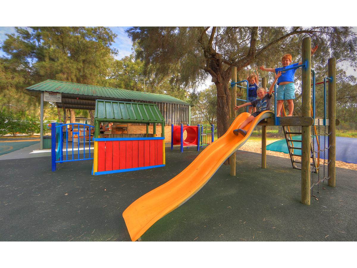 Mandurah Caravan & Tourist Park - Caravan Parks - 522 Pinjarra Rd ...